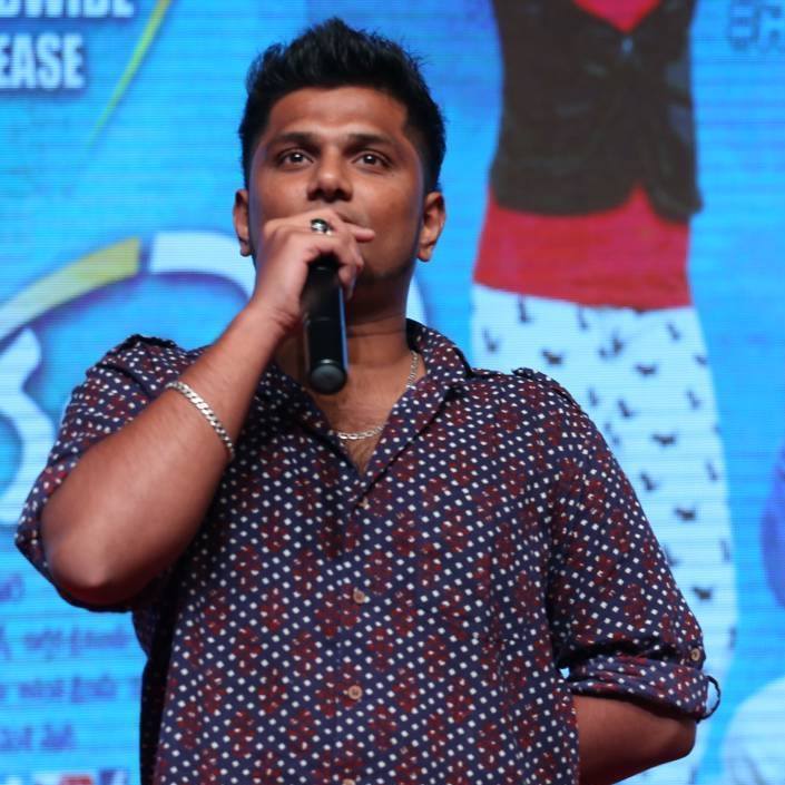 MC Vickey , Movies, Biography, Photos