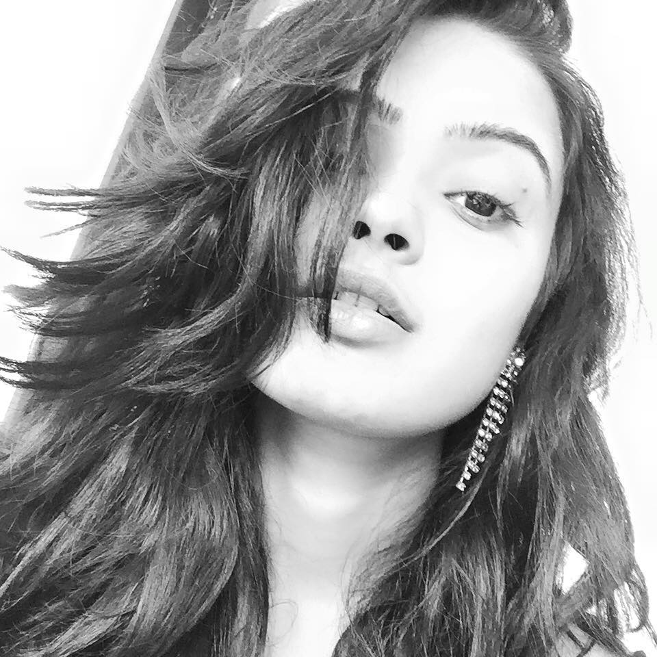 Nikita Pawar Photos, Pictures, Wallpapers,