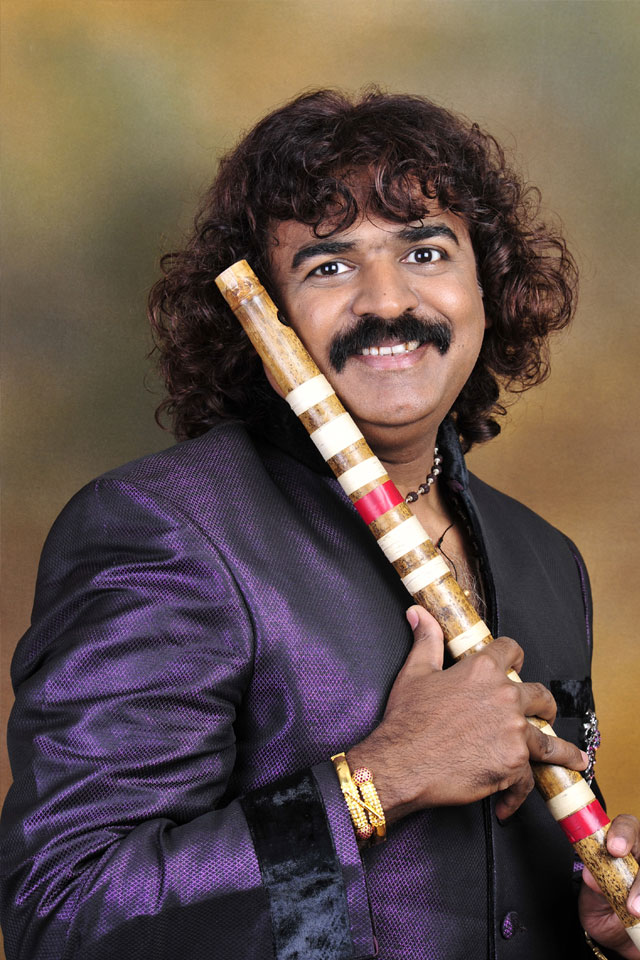 Pravin Godkhindi : Kannada Music Director, Movies, Biography, Photos