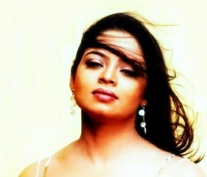 Ranina Reddy , Movies, Biography, Photos