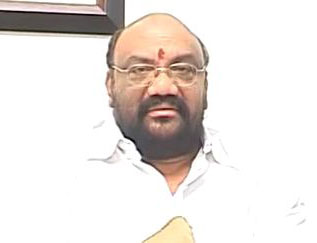 Santhana Bharathi Age, Height, Movies, Biography, Photos