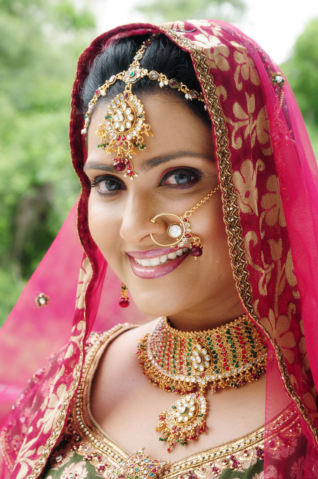 Vani Vishwanath Photos, Pictures, Wallpapers,